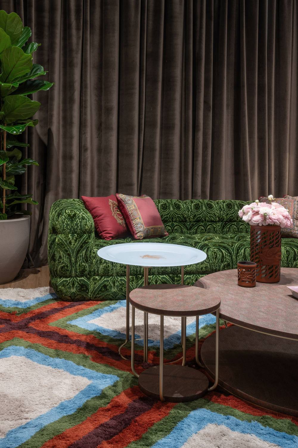 New furnishings by Etro Home Interiors | ONIRO Group